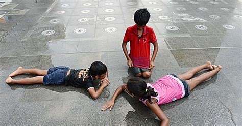 개구리 헤엄 시범