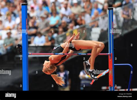 Julia Lewtschenko Leichtathletik Fotos Und Bildmaterial In Hoher