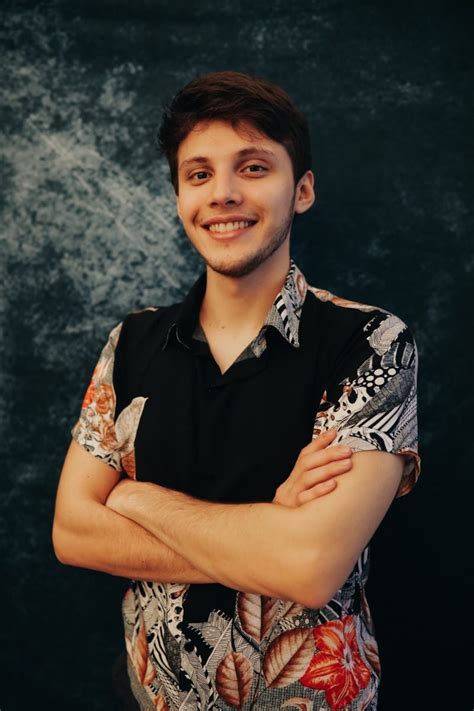 Thiago Batista Medium