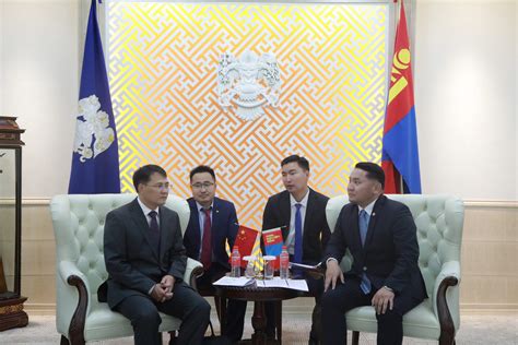 БНХАУ ын ӨМӨЗО ны Хөх хотын орлогч дарга Жан Жифэй тэргүүтэй төлөөлөгчид Улаанбаатар хотноо