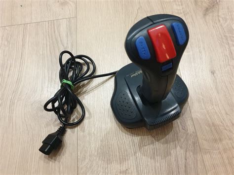 Joystick Python 2 dla Nintendo NES Kraków Licytacja na Allegro Lokalnie