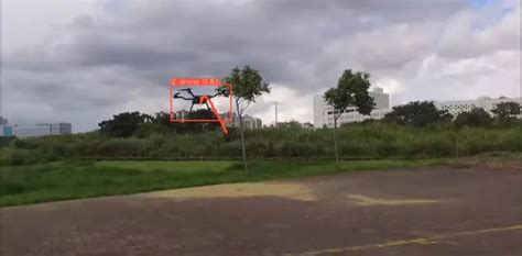 深度学习框架基于yolov5和deepsort的多旋翼无人机检测与跟踪系统 Deepsort算法跟踪来实现无人机运动轨迹可视化