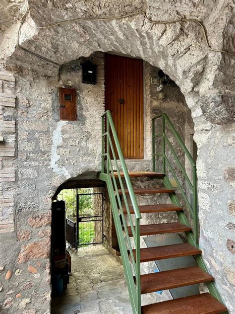 The Little Arch In Castel San Felice Bedandbreakfasteu