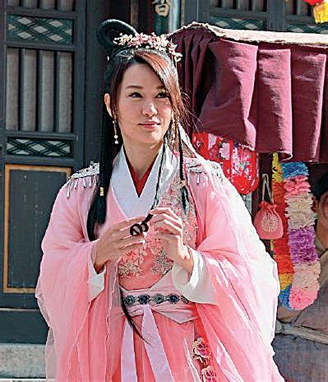 徐子珊拍剧40扮20岁少女吓坏网友 辣手网