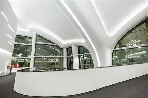 Внатрешноста на Македонската филхармонија МАРХ