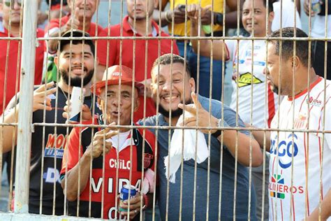 ‘chilo‘ El Hincha Más Famoso De La Ceiba “no Volvería Más Al Estadio