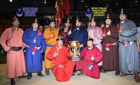 Архангайн бөхчүүд алтан цомын эзэн болов Hunnu Mn