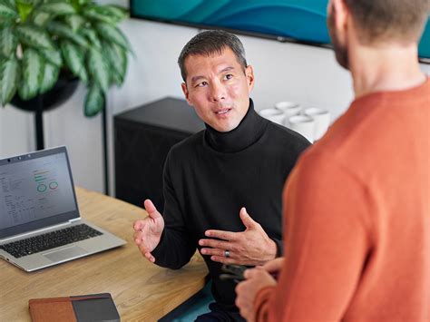 Vmware 대안 Hpe Morpheus Vm Essentials Features Hpe 대한민국