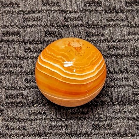 Hand Cut Carnelian Agate W Crystalline Eye And Fine Stratification Lines