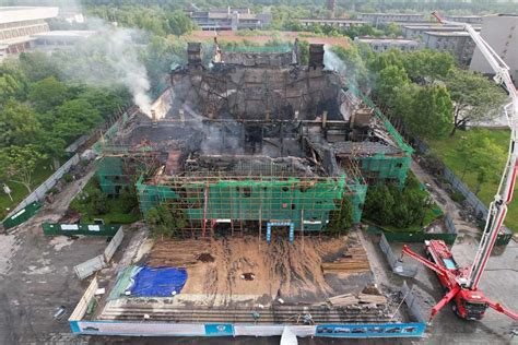 吸取河南大学大礼堂火灾教训多地紧急开展文物建筑隐患排查 凤凰网资讯 凤凰网