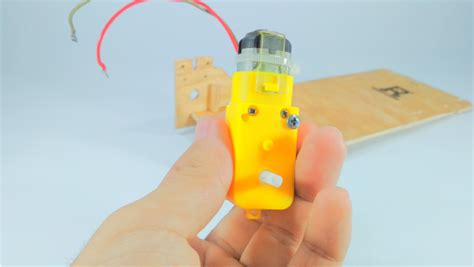 Obstacle Avoider Robot 🤖 Robokarsa