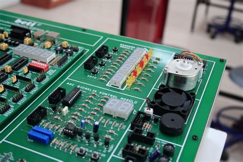 Microcontrollers Lab