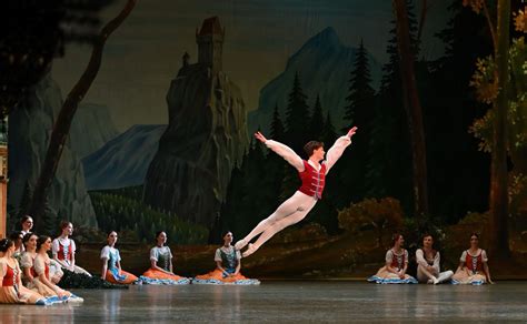 საქართველოს თბილისის ოპერისა და ბალეტის სახელმწიფო თეატრში ადოლფ ადანის ბალეტი „ჟიზელი