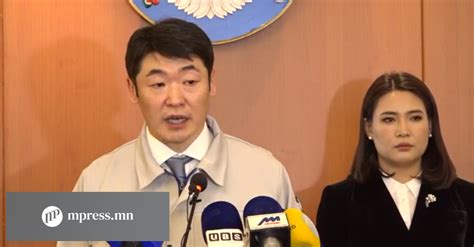 ШУУД Улаанбаатар хотын Ерөнхий менежер мэдээлэл хийж байна