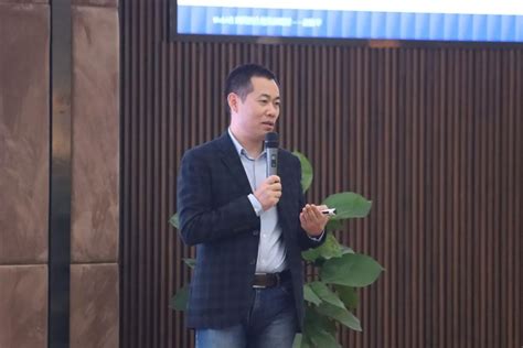 知名区块链专家赵振华为我院师生作题为《web3在我国的合规发展路径》的学术报告 Cuit人工智能学院