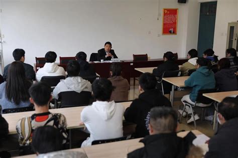 校党委书记任中普为师生讲授“开学第一课” 暨专题党课 安阳工学院