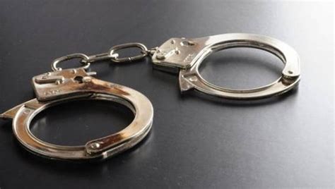 جازان إيقاف مواطن لتهريبه 60 كيلوجرامًا من مادة الحشيش المخدر
