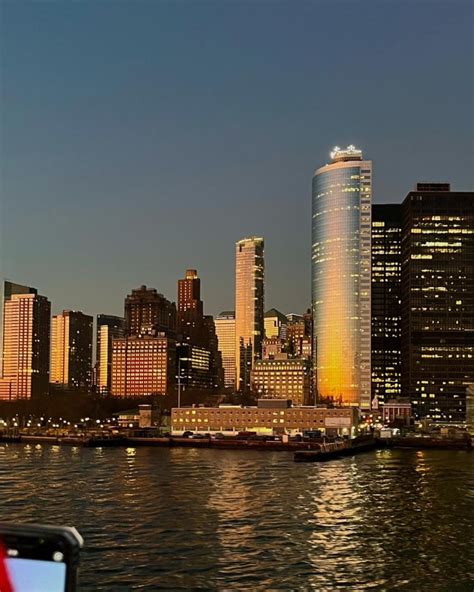 뉴욕 여행 Day 2~3 뉴욕대학교 뉴욕증권거래소 황소 동상 스테이튼 아일랜드 페리 자유의 여신상 오큘러스 911 메모리얼 파크 덤보 브루클린 브릿지