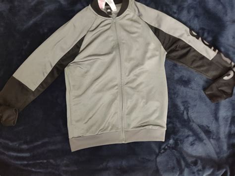 Кофта Adidas на молнії 17 года 200 грн Одяг для хлопчиків Козятин на Olx