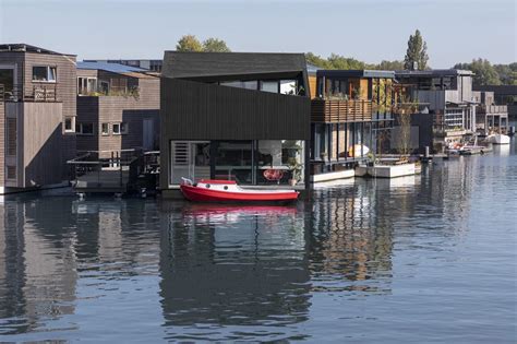Floating Home · I29