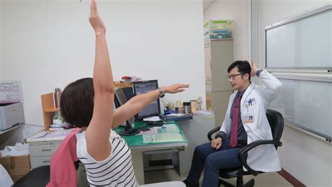 脫衣服「那裏」就痛得要命 醫師15分鐘解決她長達半年的折磨 Ettoday健康雲 Ettoday新聞雲
