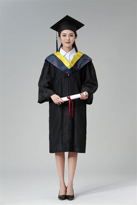 大学毕业服学士服 大学毕业学士服 大山谷图库