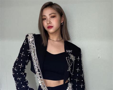 CEO ITZY Dalla Dalla Ryujin V KPOP