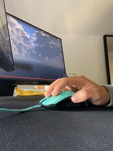 Handgrip And Size Of The New Finalmouse R Mousereview