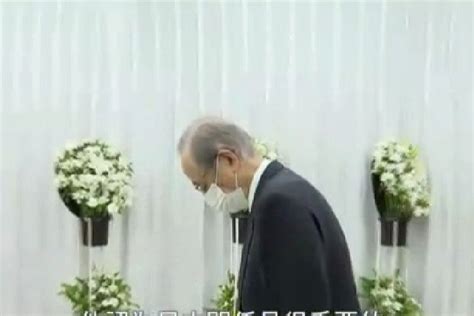 中日友好人士哀悼江泽民逝世日本前首相福田康夫赴中国使馆吊唁 凤凰网视频 凤凰网