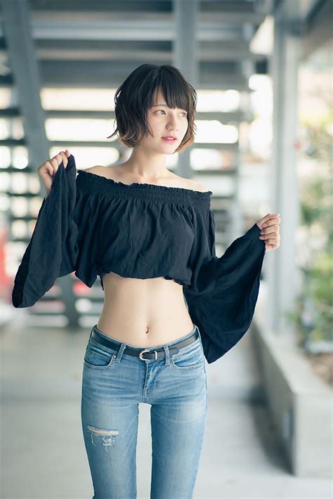 ヘソフェチが悶絶するエキゾチック美人「やね」さん やね 美人 Beautiful モデル Model へそ エキゾチック「お疲れ