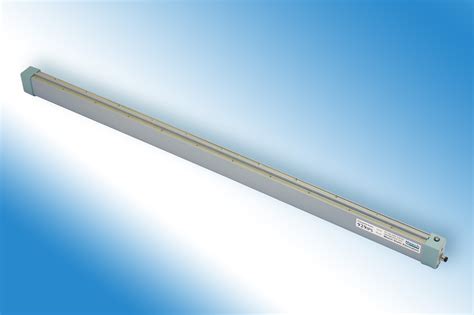 Cleaner Faster Safer Berry Global Eliminates Static Issues With Meechs Hyperion Products