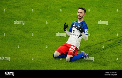 10 Goal Celebration Goal Scorer Fabio Vieira Hsv Hamburg Hamburg