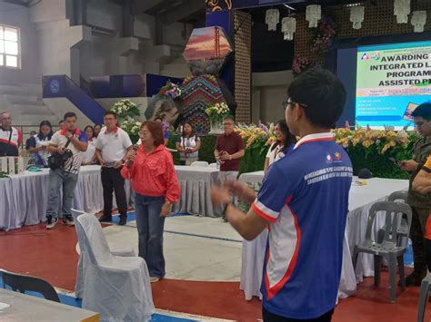 42 Sorsogon Indigents Receive P12 Million In Dole Livelihood