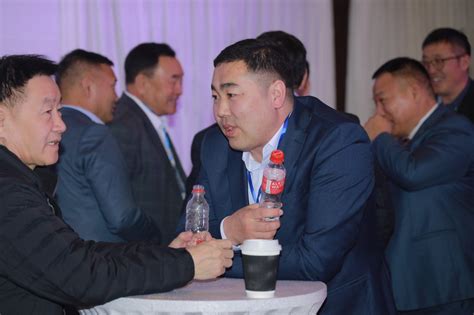 АН ын ҮБХ ны гишүүд хуралдаж байна