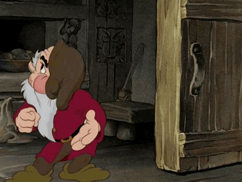 What Your Favorite Seven Dwarf Says About You Grumpy Youre The Carl