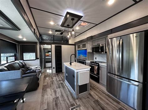 Rv For Sale 2023 Keystone Montana High Country 335bh