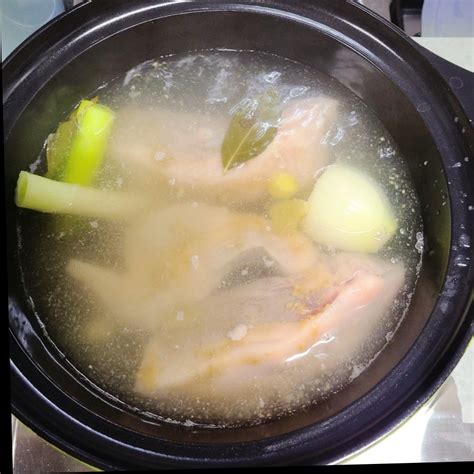 돼지고기 삼겹살 맛있게 삶는법 통삼겹살 수육 만들기