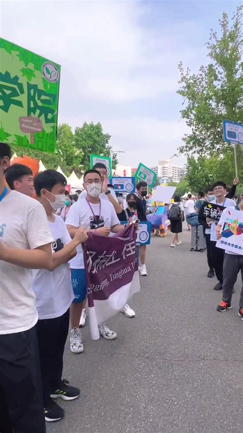 热烈欢迎2022级清华大学新同学入学 直播吧