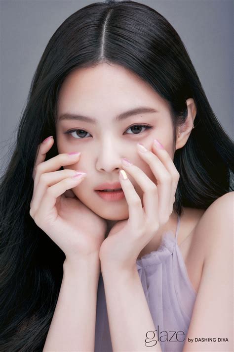 블핑 제니 글레이즈 화보 촬스의 이슈와 유머