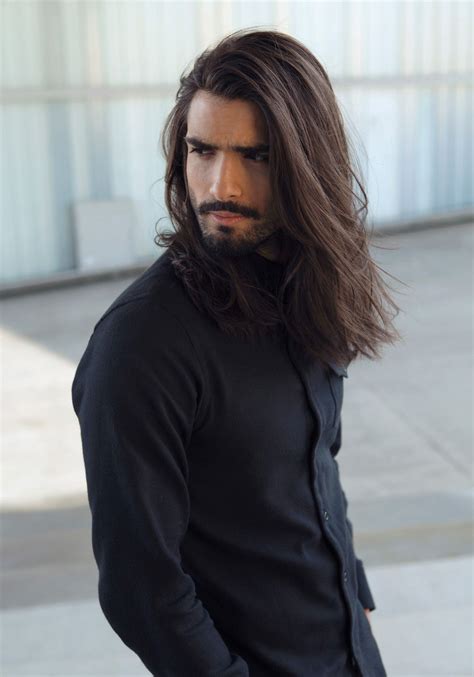 Парень с длинными черными волосами фото и картинки Abrakadabrafun