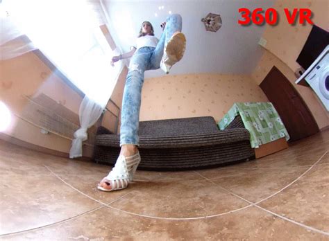 inga little lurker vr 360 full hd under giantess soles clips4sale