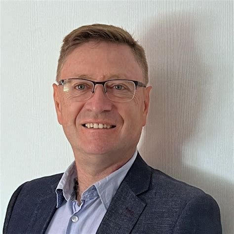 Eric Royer Responsable Moules Produits Groupe Sgh Healthcaring