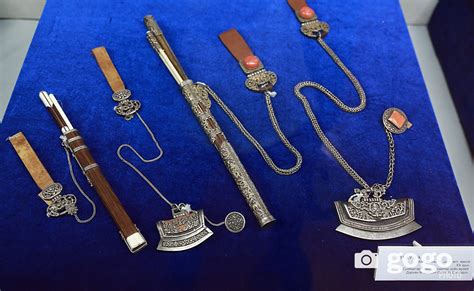 ФОТО Чамин хийц бүхий Дарьганга мөнгөн урлалын Нандин өв үзэсгэлэн нээгдлээ