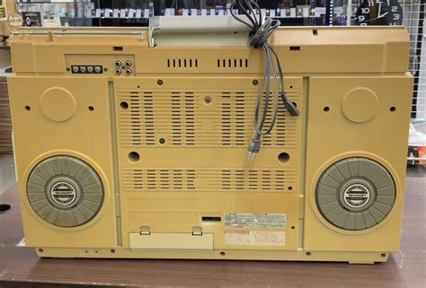 懐かしのレトロなラジカセ Dualplayステレオ Sharp Vz V2