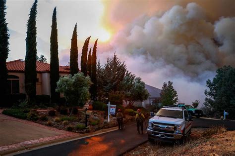 ‘im Gonna Die Camp Fire Evacuees Took Refuge In Stream Others Didn