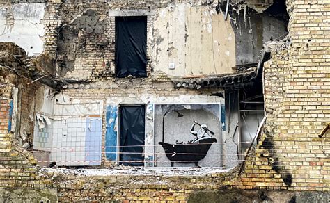 Пів мільйона на захист робіт Бенксі на Київщині чому це важливо та хто платить Вечірній Київ