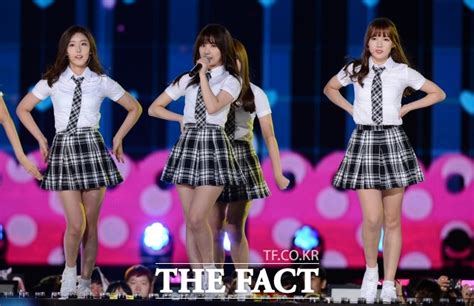 여자친구 시간을 달려서 클릭스타워즈 11위 Top10 눈앞에 팬앤스타 기사 더팩트