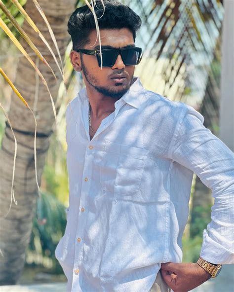 Amohammed Sadham Hussain Sadhamsam • Instagram Photos And Videos