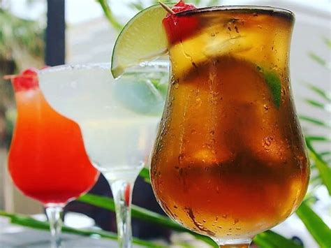 Happy Hour At Aeon Bar And Grill