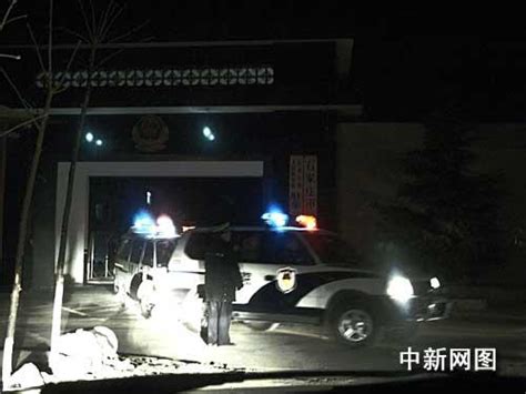 中外记者冒严寒蹲守石家庄中院 关注田文华受审凤凰网